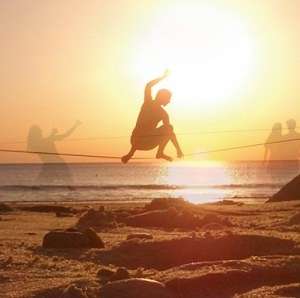 Slacklinen mit und ohne Baum