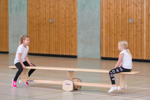 Übungsideen und Spiele mit der Turnbank