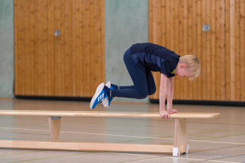 Übungsideen und Spiele mit der Turnbank